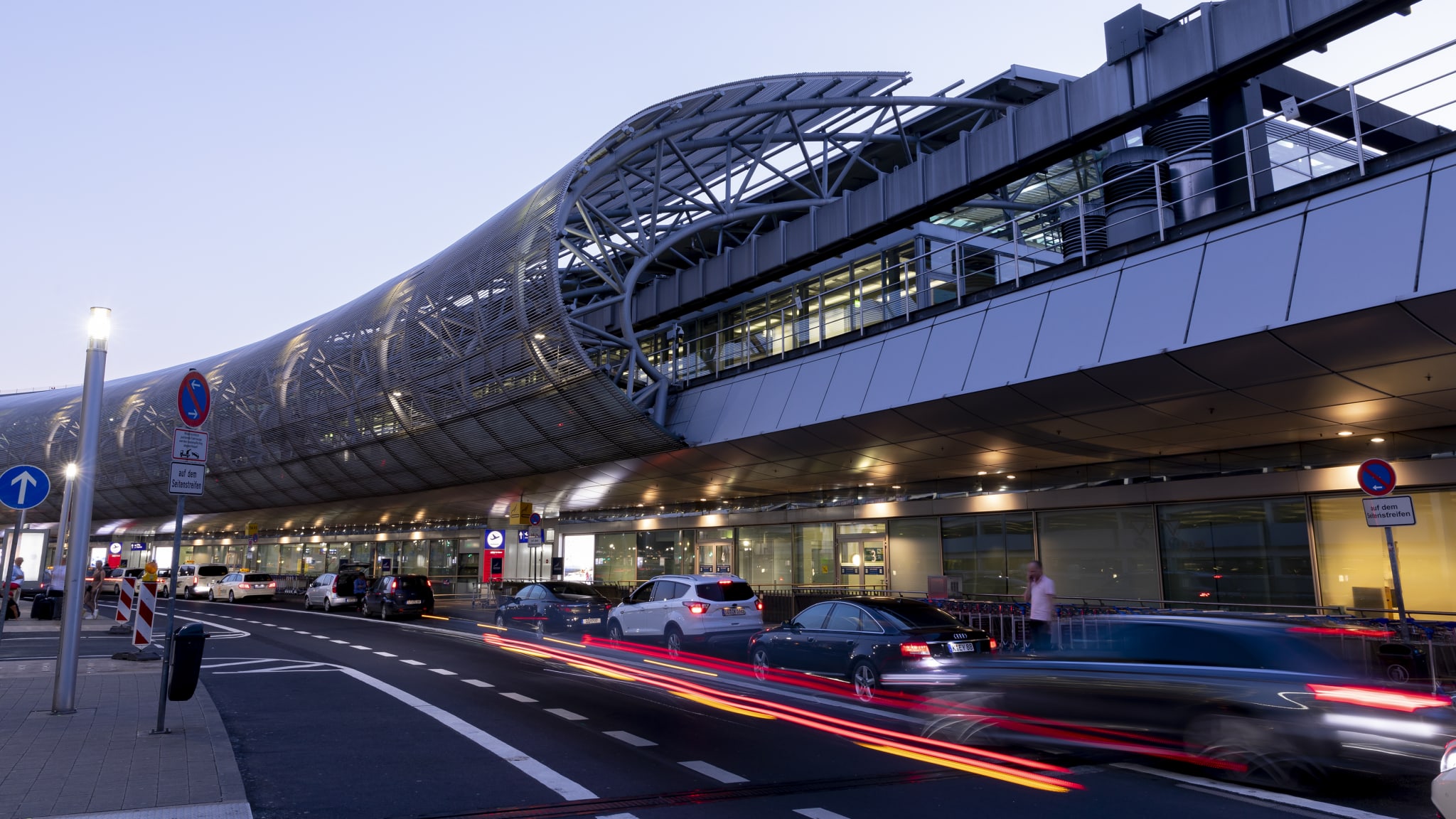 Airport-Guide: Die besten Tipps für Deine Reise ab Flughafen Düsseldorf