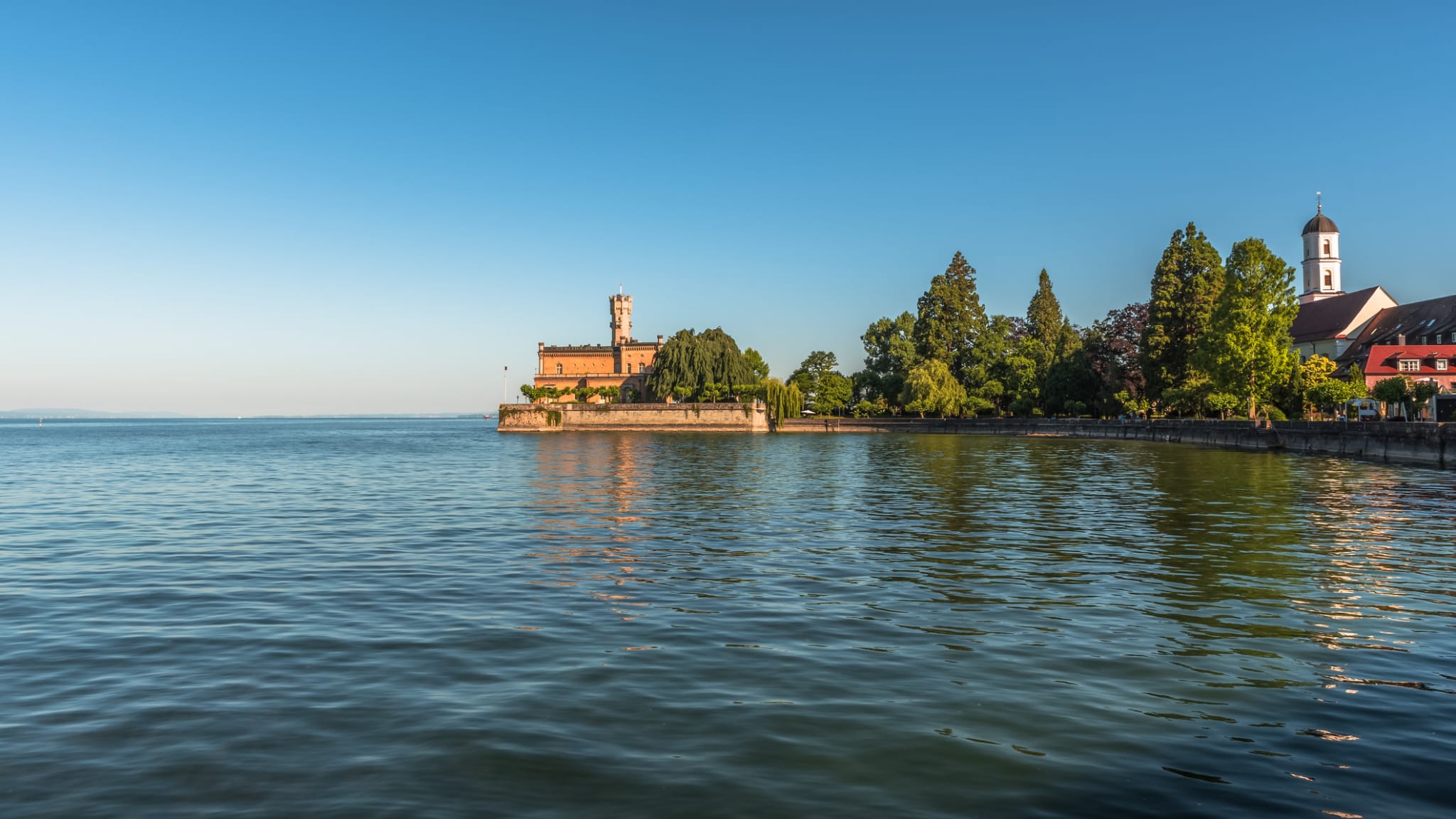 Die 5 besten Spots für Windsurfen am Bodensee