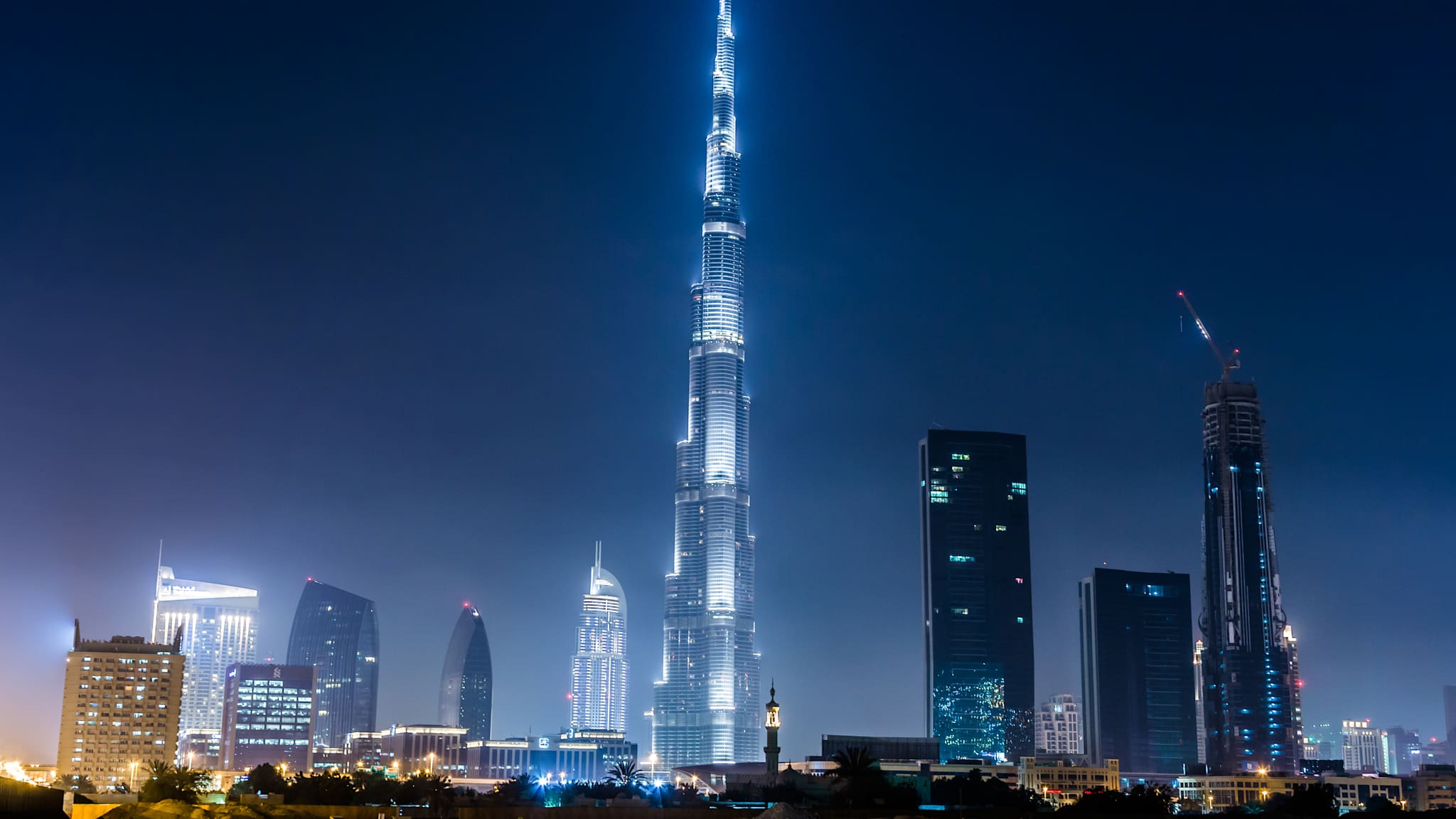 Burj Khalifa bei Nacht: Dubais spektakuläre Lichtshows – inkl. Karte