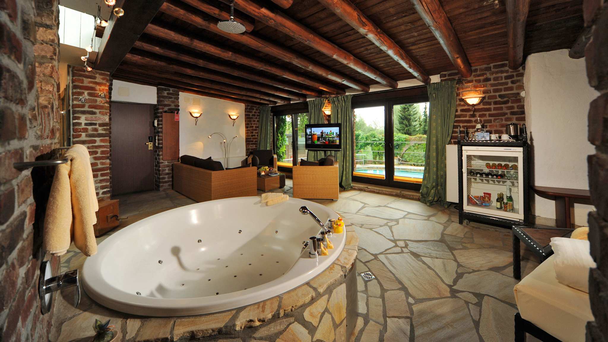 Wellnesshotels mit privatem Whirlpool im Zimmer