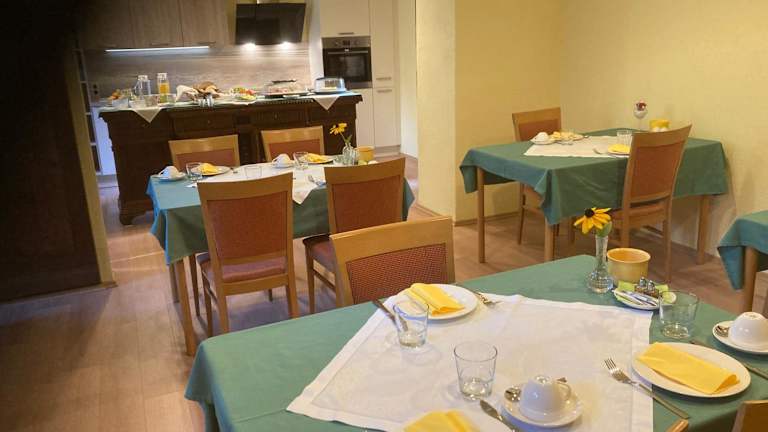 Zeilinger Villa (Knittelfeld): Alle Infos zum Hotel