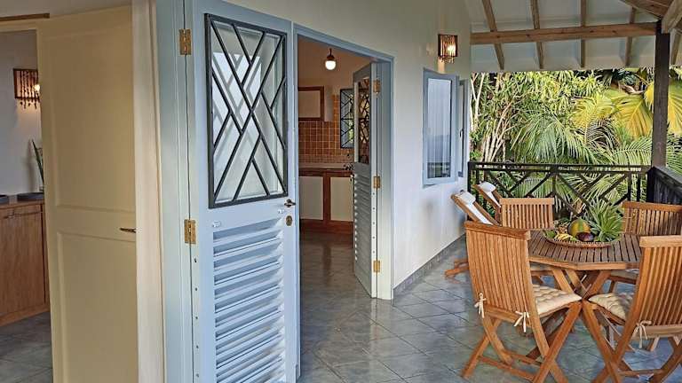 Amuse Bush Villa (Grande Anse Village): Alle Infos zum Hotel