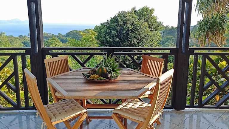 Amuse Bush Villa (Grande Anse Village): Alle Infos zum Hotel