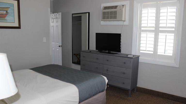Shoreline Suites & Cabana Cottages – Beachfront (Daytona Beach Shores ...