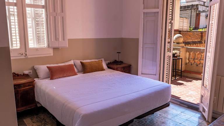 Verdi 254 (Barcelona): Alle Infos zum Hotel