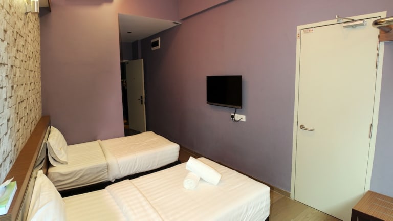 Hotel Golden View Nilai (Kampong Baharu Nilai) • HolidayCheck