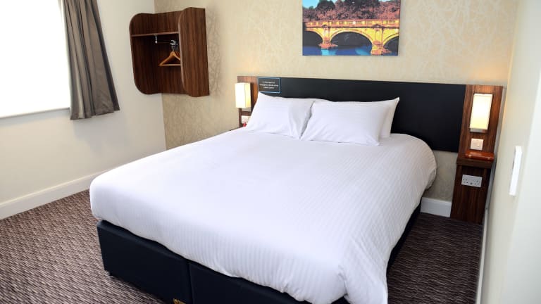 Blue Jay, Derby by Marston's Inns (Derby): Alle Infos zum Hotel