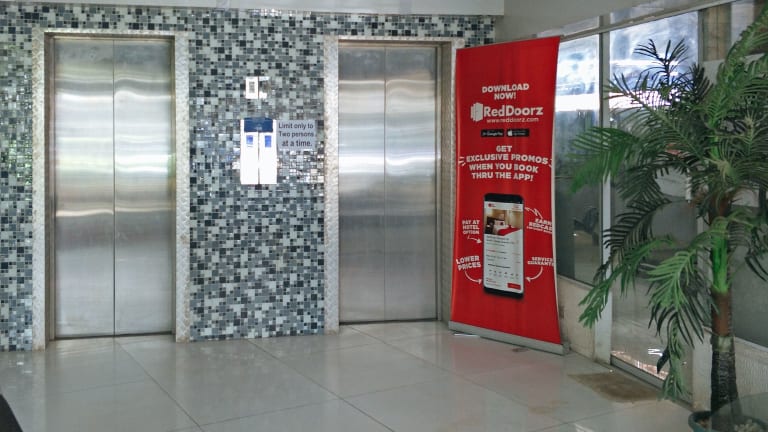RedDoorz Plus New Era Budget Hotel Mandaue former RedDoorz Plus near UV ...