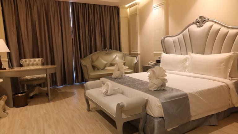 Regenta Central RS Chennai OMR SIPCOT (Navalur) • HolidayCheck