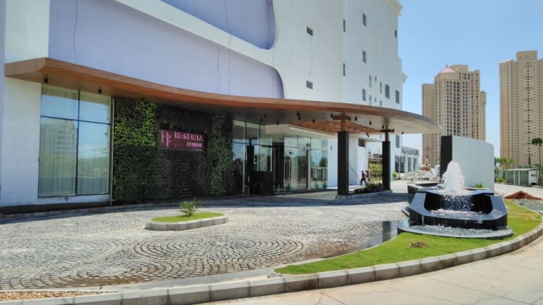 Regenta Central RS Chennai OMR SIPCOT (Navalur) • HolidayCheck