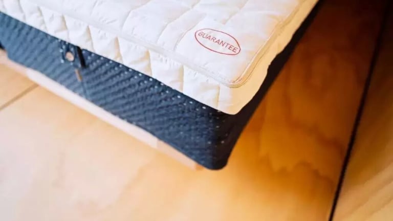 Basecamp Amsterdam (Amsterdam): Alle Infos zum Hotel