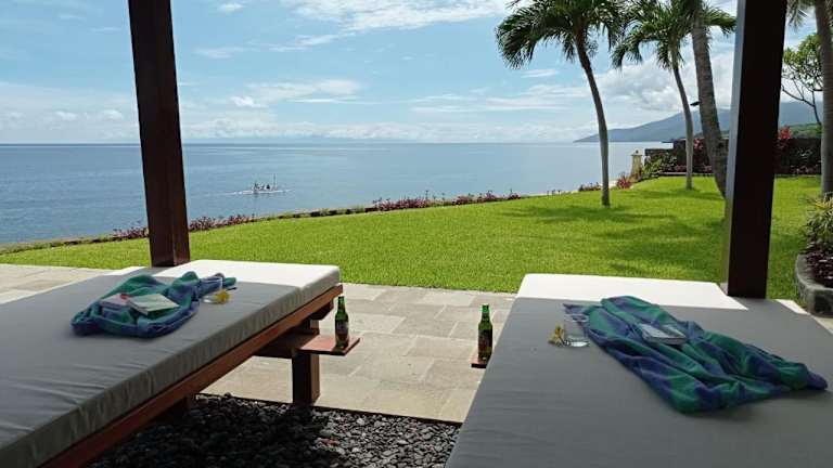 Absolute Beachfront Private Villa sleeps 6 with Infinity Pool on 1200m2 ...