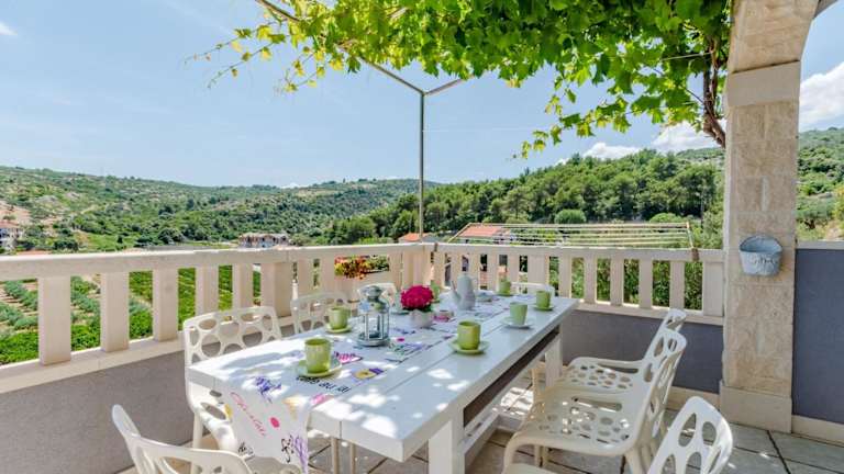 Villa Blue Oasis (Postira): Alle Infos zum Hotel