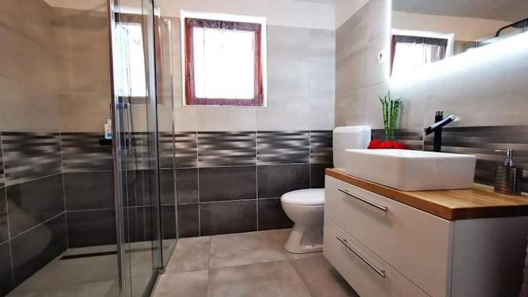 Apartment olive tree garden&poll view 4 plus 2, 130 m2 with tiki bar ...