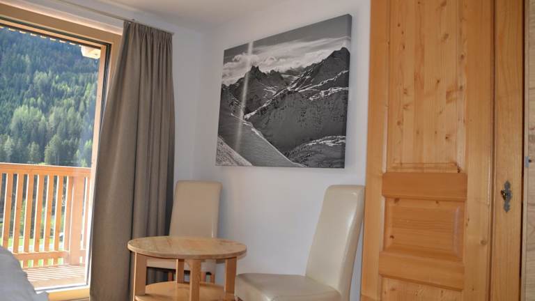 Haus Nick, Appartementhaus (St. Anton am Arlberg): Alle Infos zum Hotel