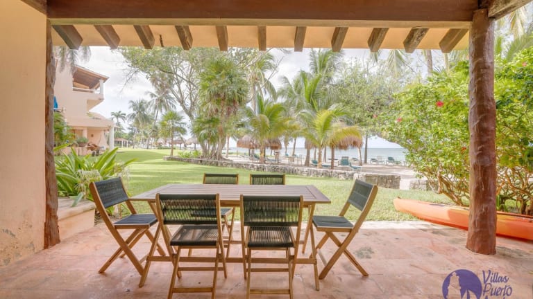 Chac Hal, Beachfront Apartment with Amenities - Chac Hal 2 (Puerto ...