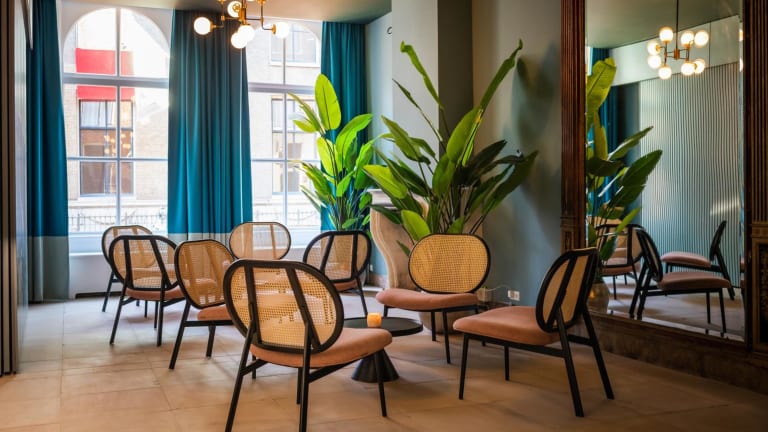 Hotel Halbert (Groningen): Alle Infos zum Hotel