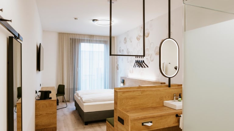 BEE GREEN Linz Self-Check-in-Hotel (Linz): Alle Infos zum Hotel