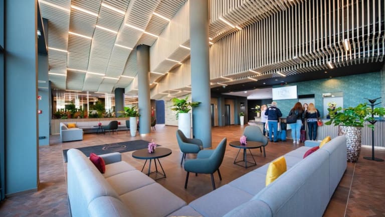 Flow Hotel & Conference (Inárcs): Alle Infos zum Hotel