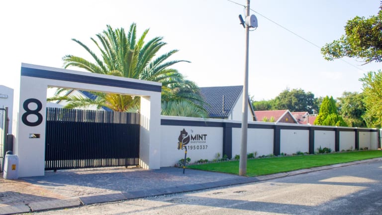 Mint Guesthouse (Randfontein): Alle Infos zum Hotel