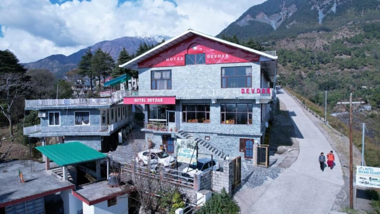 HOTEL DEVDAR RESORT (Kangra): Alle Infos zum Hotel