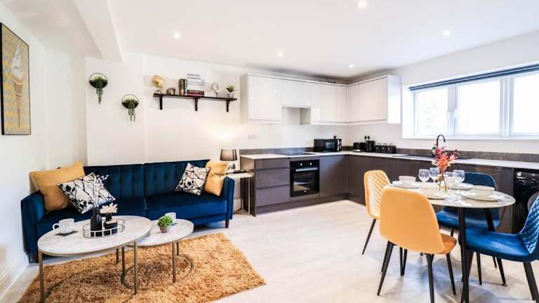 High End London Flat Close to Station - 10mins to Central London (City ...