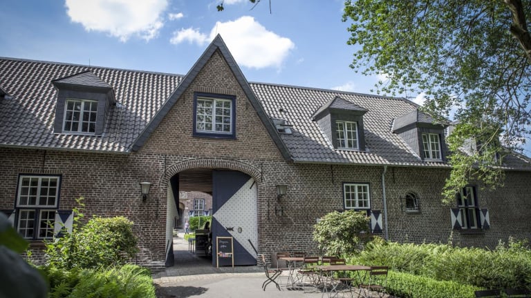 Hotel Schloss Walbeck (Geldern): Alle Infos zum Hotel