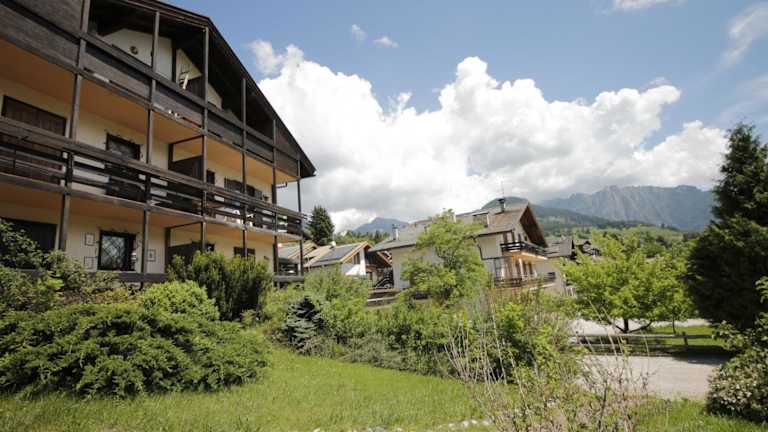 CASA 4 PIOPPI - 2 camere, balcone, garage Dolomiti Affitti (Cavalese ...