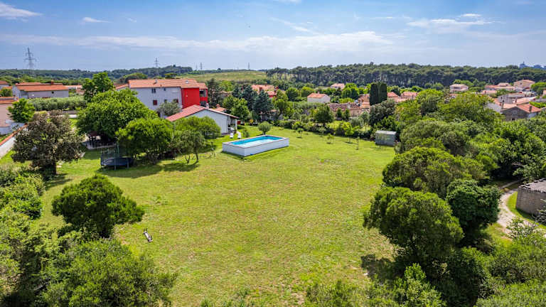 Holiday house Mirna with heated swimming pool and jacuzzi (Pula): Alle ...