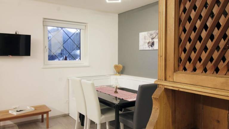 CASA 4 PIOPPI - 2 camere, balcone, garage Dolomiti Affitti (Cavalese ...