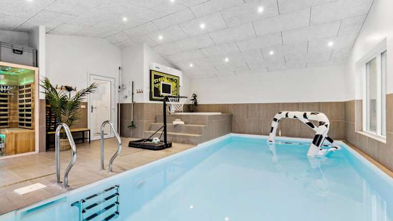 Beach Front Home In Hadsund With Sauna (Oster Hurup): Alle Infos zum Hotel