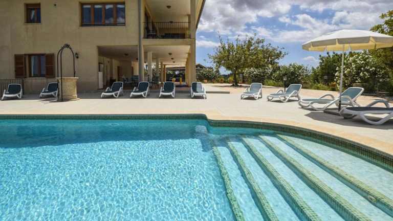 House in Majorca with Pool and Mountain Views (Selva): Alle Infos zum Hotel