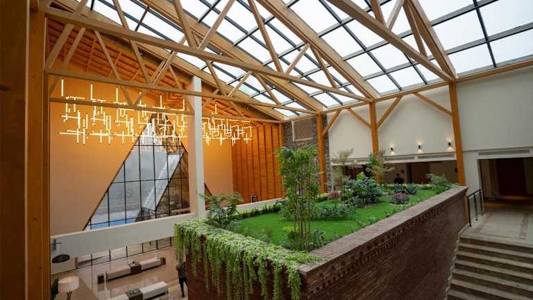 Doubletree By Hilton Nathiagali (Murree): Alle Infos zum Hotel