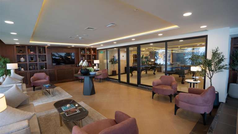 Doubletree By Hilton Nathiagali (Murree): Alle Infos zum Hotel