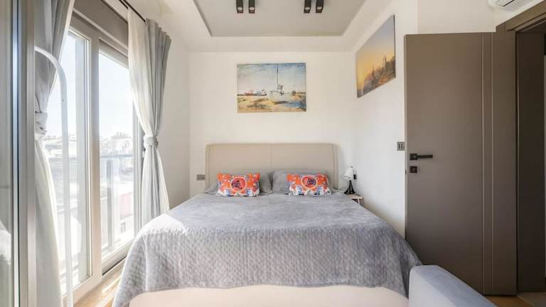 Diker Port Residence, Luxury 3BR Duplex , Pool , 5 min to Beach ...