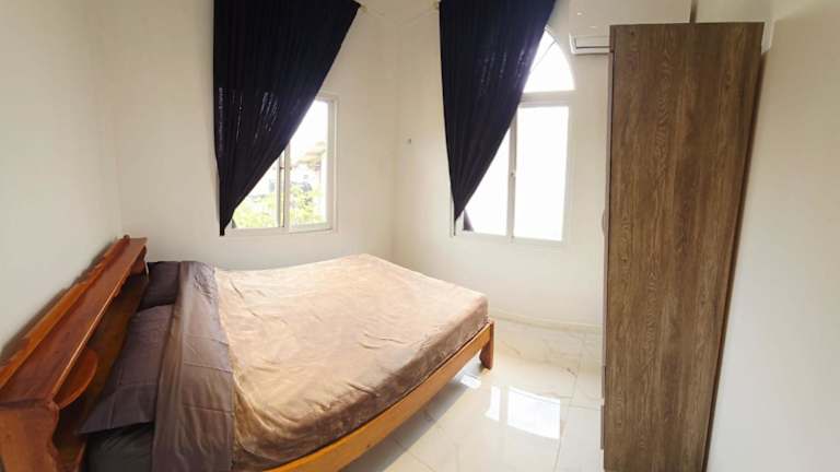 Ramdin's Royalty Luxe appartementen bij de Hertmitage Mall (Paramaribo ...