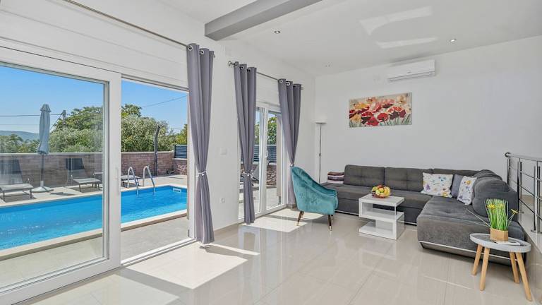 Holiday house "Sabine pink" with heated pool (Skrbčići): Alle Infos zum ...