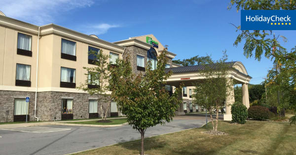 Holiday Inn Express Hotel & Suites Chester-Monroe-Goshen (Chester ...