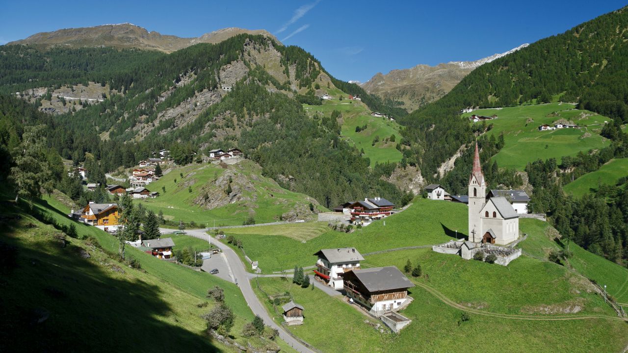 Gasthof Trausberg (Moso in Passiria / Moos in Passeier) • HolidayCheck ...