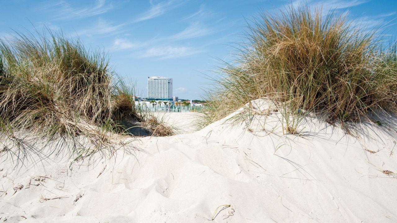 Hotel Neptun (Rostock -Warnemünde) • HolidayCheck (Mecklenburg ...