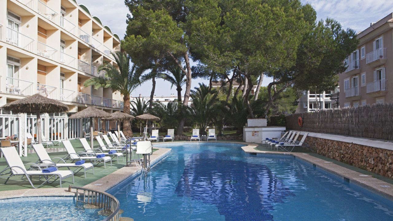 Hotel Isla de Cabrera (Colonia Sant Jordi) • HolidayCheck (Mallorca ...