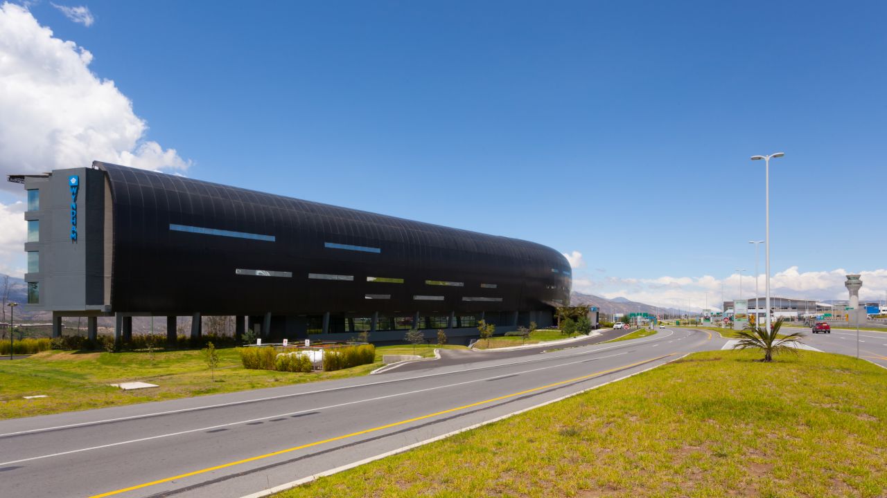 Wyndham Quito Airport (Tababela) • HolidayCheck (Sierra | Ecuador)