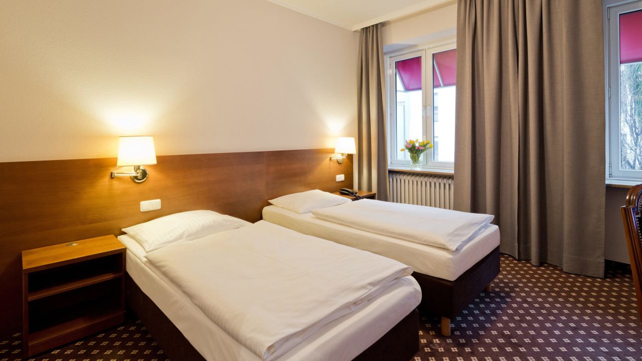 Hotel Stachus in München • HolidayCheck | Bayern Deutschland