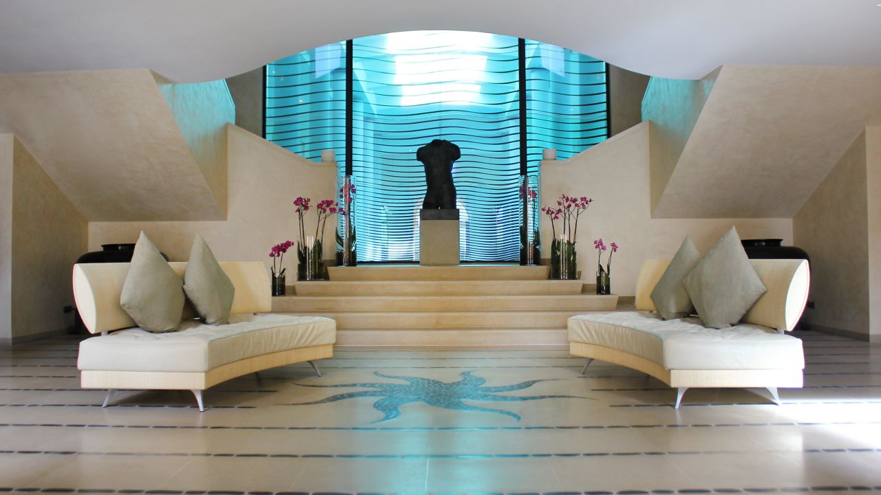 Terre Blanche Hotel Spa Golf Resort in Tourrettes • HolidayCheck ...