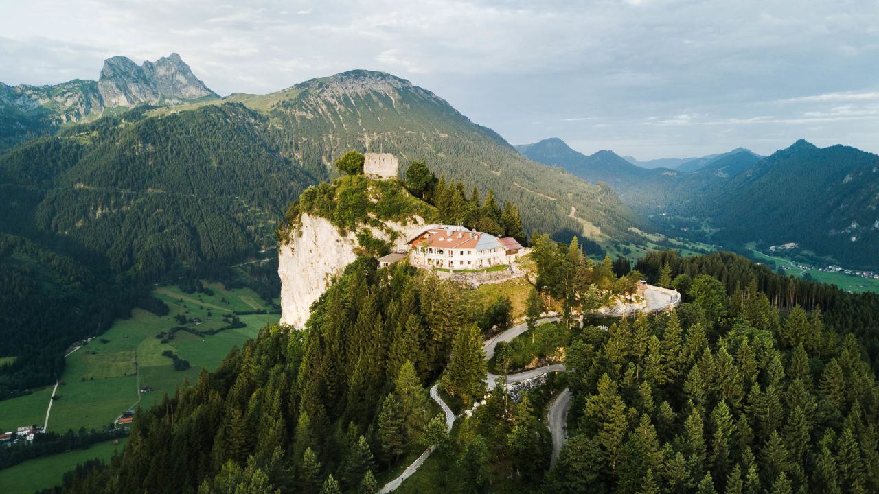 Das Burghotel Falkenstein (Pfronten) • HolidayCheck (Bayern | Deutschland)