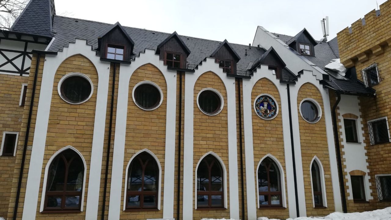 Spa Hotel Zámek Lužec (Nejdek / Neudek) • HolidayCheck (Westböhmen ...