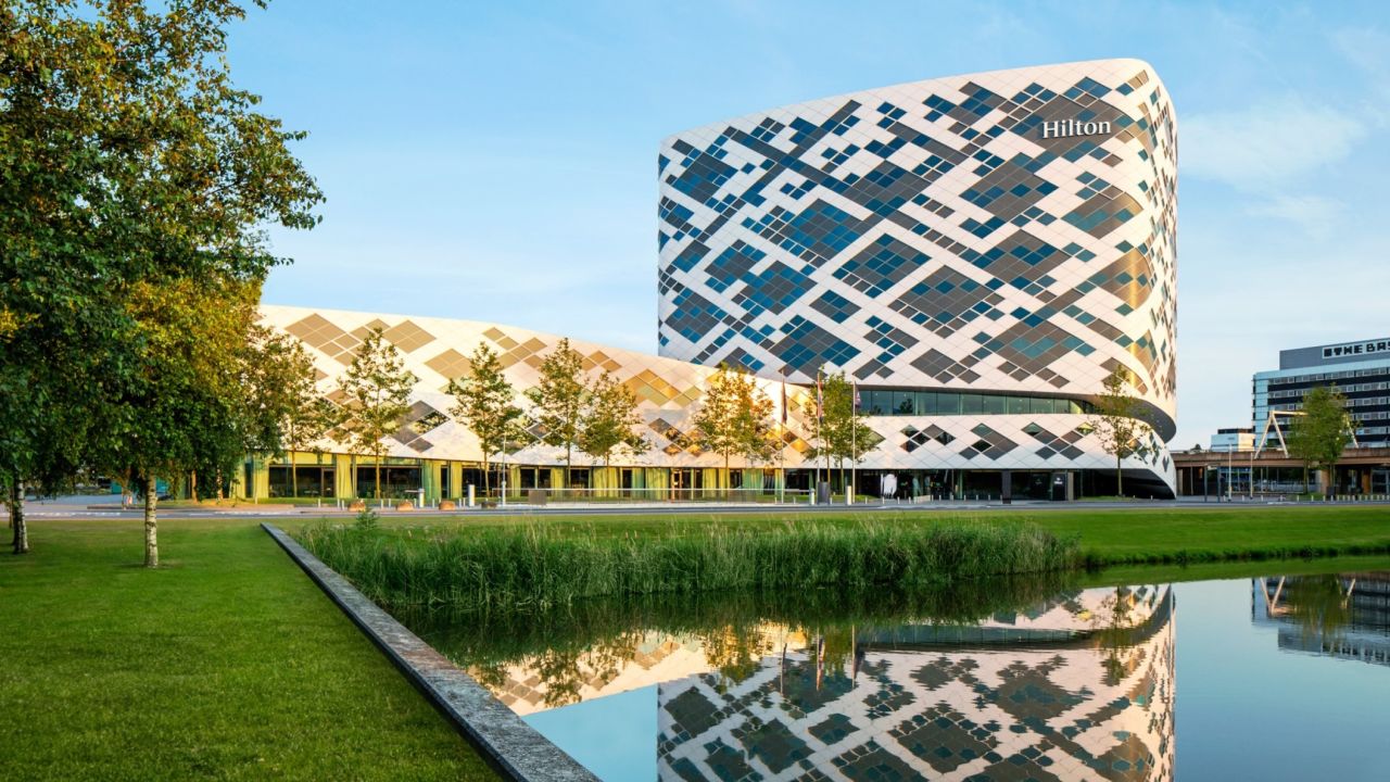 Hilton Amsterdam Airport Schiphol (Schiphol) • HolidayCheck ...