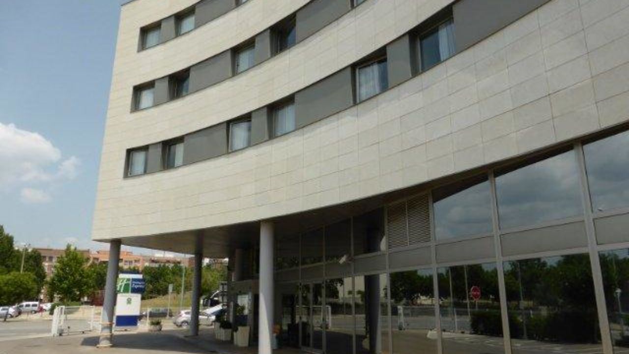 Hotel Holiday Inn Express Molins De Rei (Molíns de rei) • HolidayCheck ...