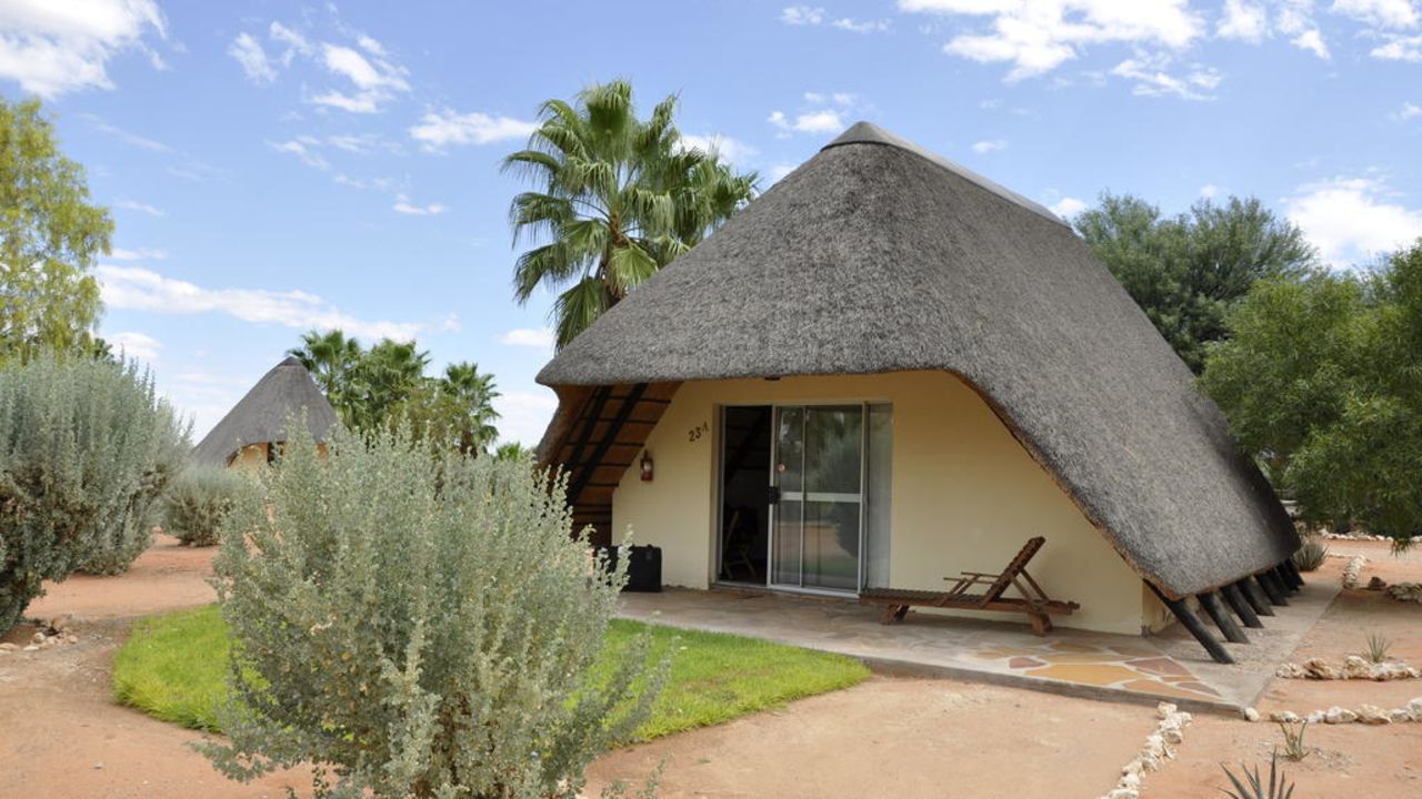 Bitterwasser Lodge & Flying Centre (Hoachanas) • HolidayCheck (Hardap ...