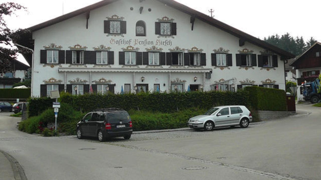 Gasthof Pension Hirsch (Lechbruck am See) • HolidayCheck (Bayern ...
